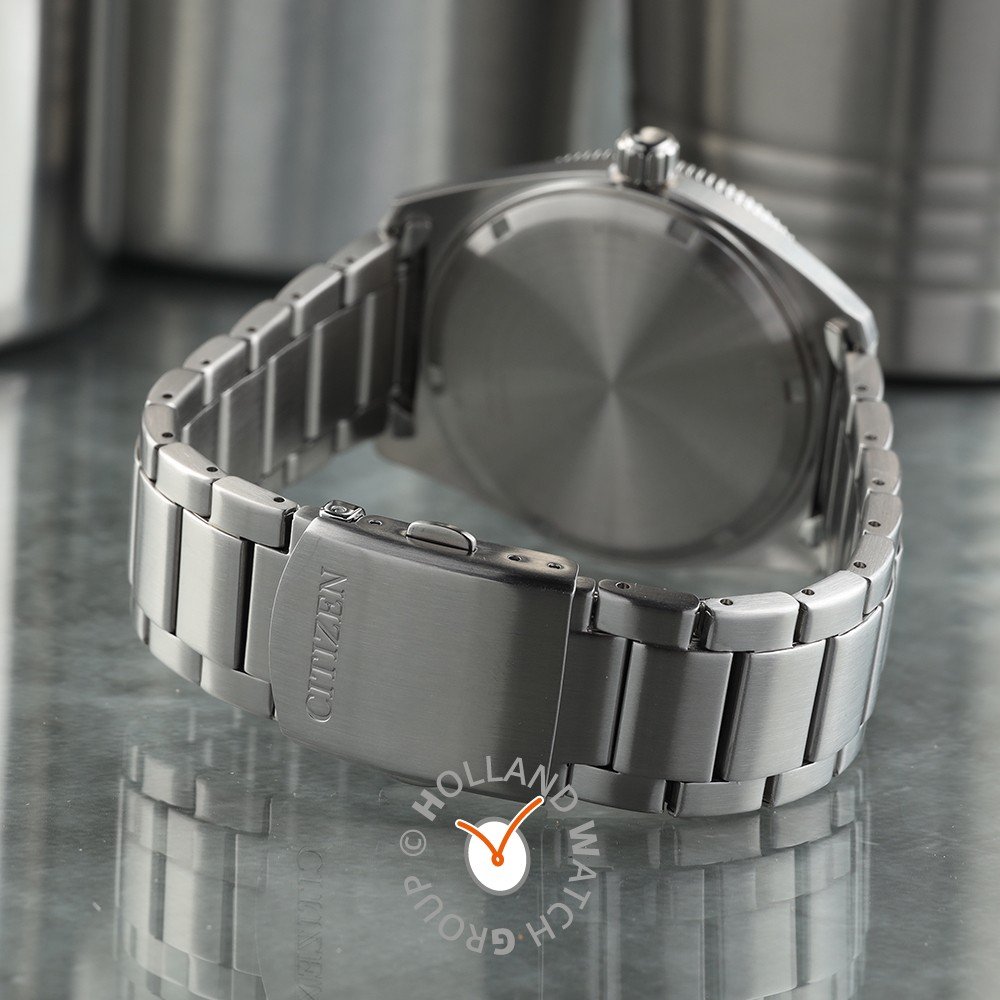 Citizen Core Collection AW1760-81Z Watch • EAN: 4974374334008 • Watch.co.uk